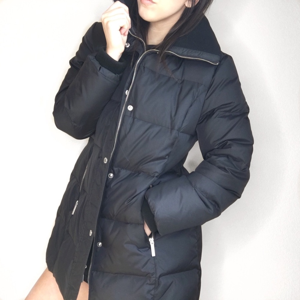 Matte Black Down Jacket - Gem